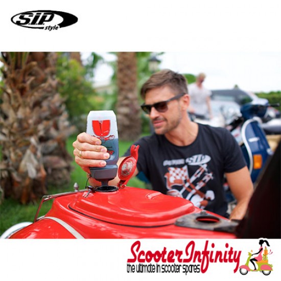 Oil Two Stroke Measuring Jug / Cup (Squeeze Bottle for ease) (SIP)